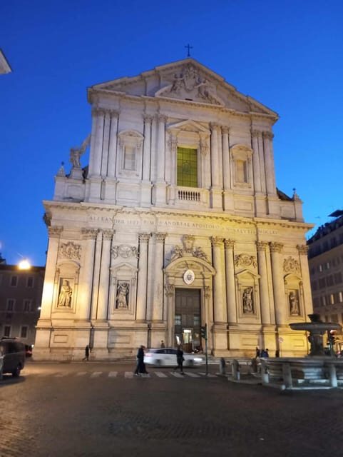 Rome: Customizable Historical Walking Tour with Appetizers - Key Points