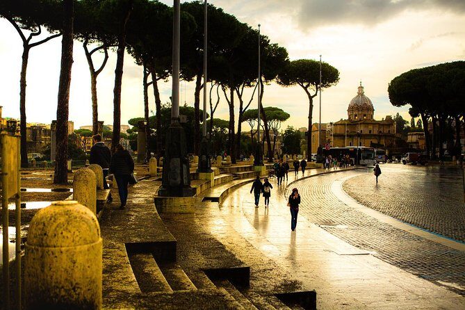 ROME: Discover the city with an E-Bike tour at sunrinse or sunset time - Authentic Voices: What Travelers Say