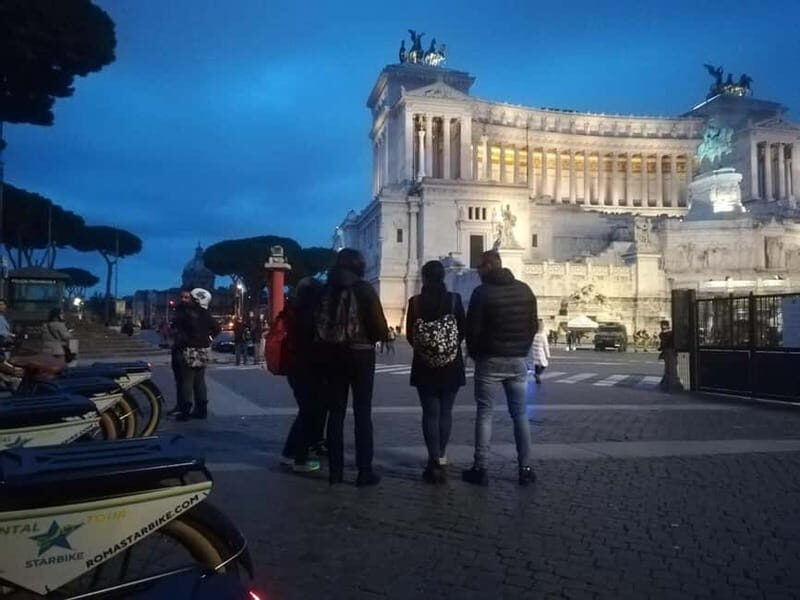 Rome: E-Bike Sunset Tour with Pizza Option - The Experience of Cycling in Rome at Night