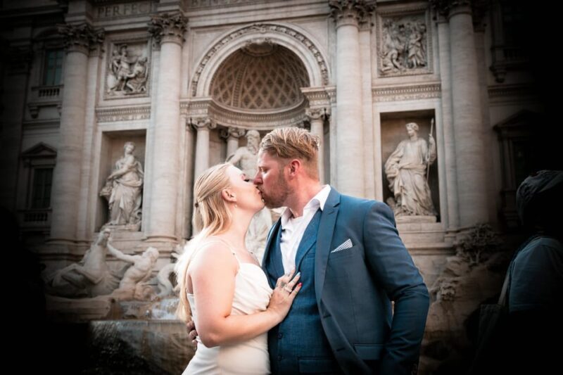 Rome: Exclusive Photoshoot at the Trevi Fountain - Key Points
