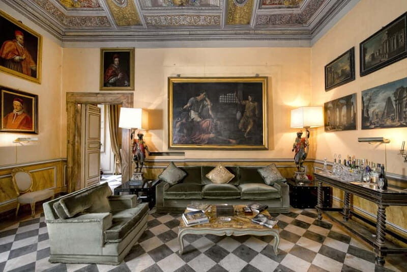 Rome: Exclusive Private Tour of Palazzo Ruspoli and Prosecco - Who Should Book This Tour?