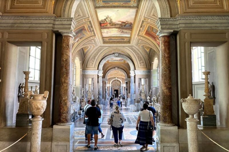 Rome: Express Early Morning Sistine Chapel Small Group Tour - Raphael Rooms: An Intimate Encounter