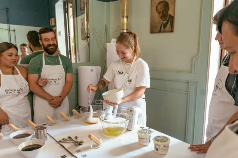 Rome: Fettuccine and Tiramisu Cooking Class with Wine - Key Points