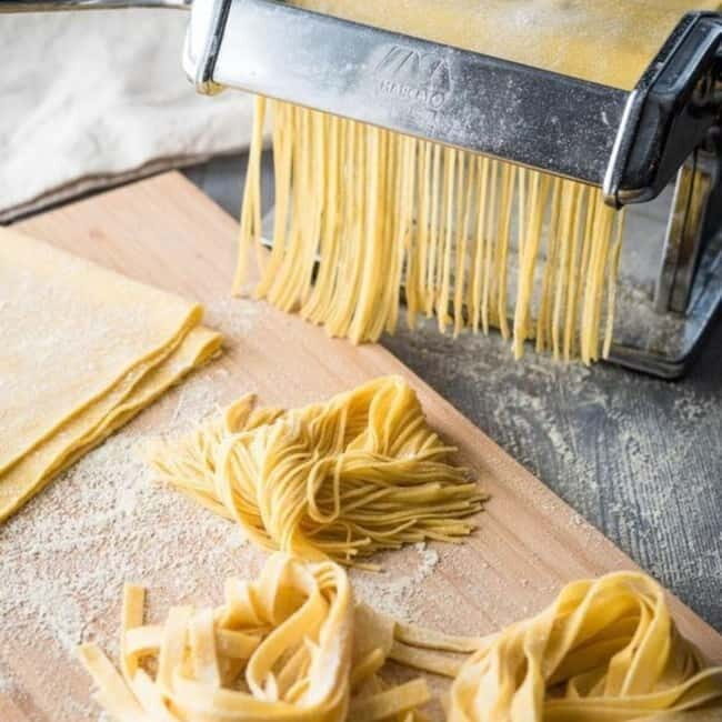 Rome: Fresh Pasta, Drinks and Gelato Cooking Class - Discovering the Heart of Roman Cuisine in Just 3 Hours