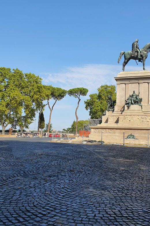 Rome: Highlights Golf Cart Tour with Pizza Snack & Gelato - The Cultural and Social Bonus