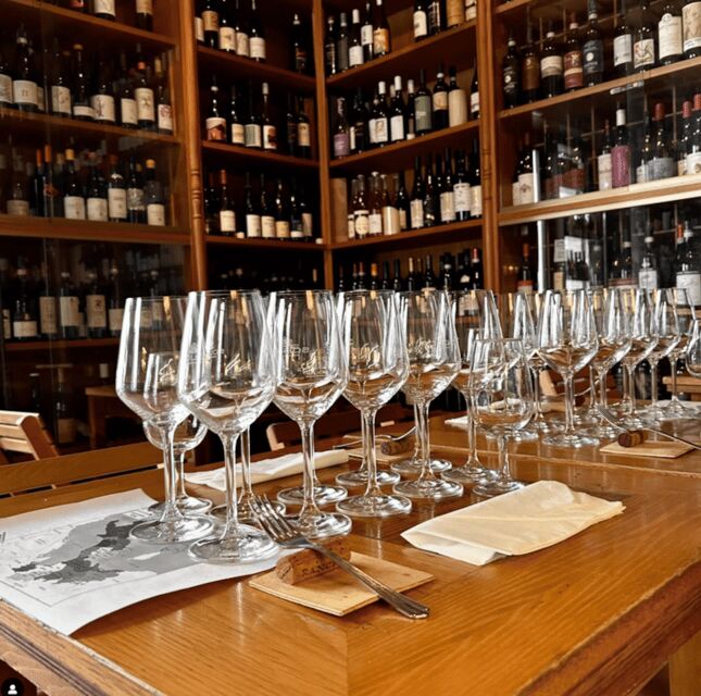 Rome Historic Center: Wine Tasting in a special and unique place - Price and Value