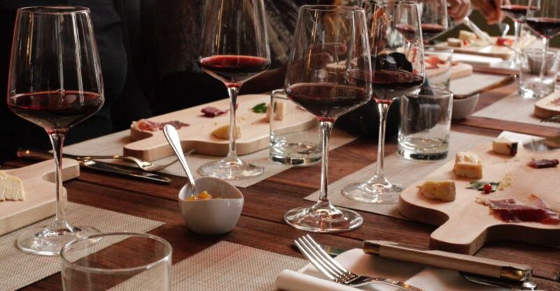 Rome: Italian Food and Wine Guided Tasting Experience - Key Points
