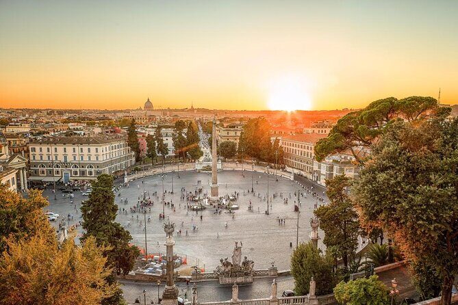 ROME: Lovely private walkin city Centre with Gourmet Restaurant - Starting Point: Piazza di Spagna