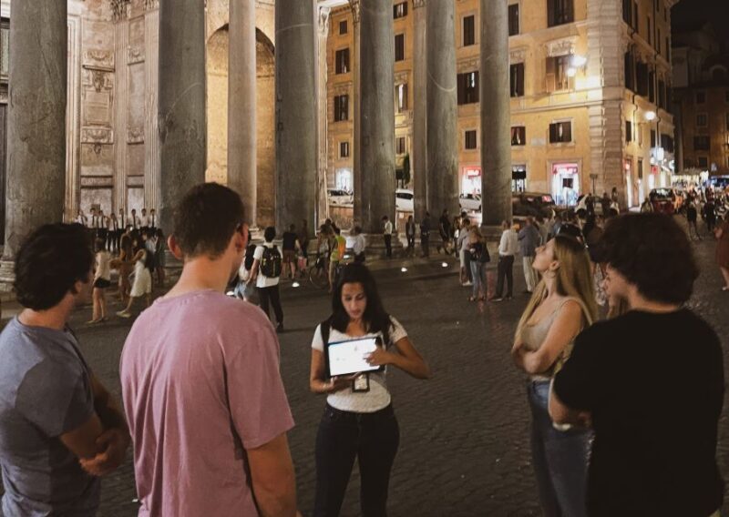 Rome: Moonlight Walking Tour  Free for Kids - Key Points