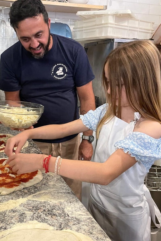 Rome: Neapolitan Pizza Cooking Class in Front of the Vatican - Key Points
