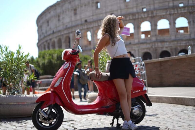 Rome: Night Photography service by Vespa with Aperol Spritz - Experience Breakdown: What to Expect