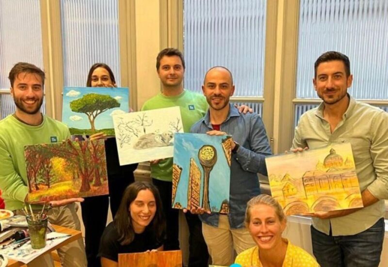 Rome: Paint and Sip Wine class - Why Travelers Love It