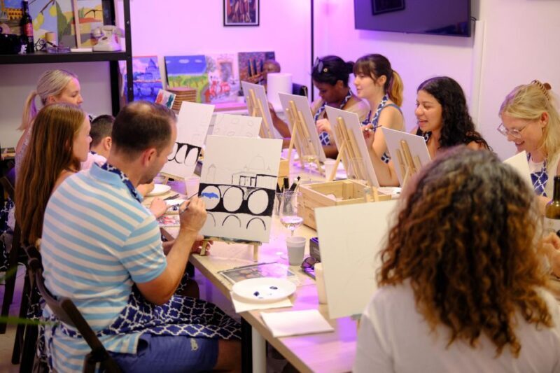 Rome: Painting Class with Unlimited Wine - Who It’s For