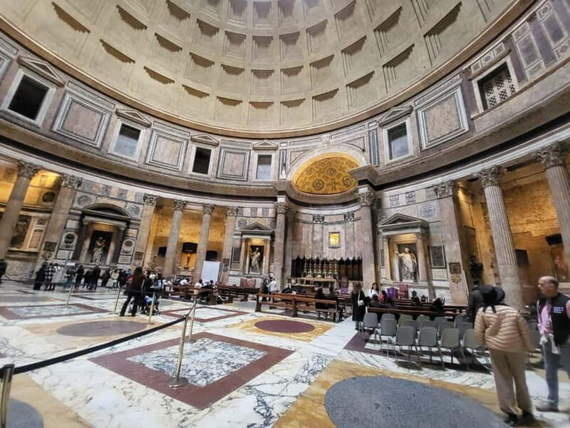 Rome: Pantheon Entrance with Interactive App - The Experience: What You’ll Actually Encounter