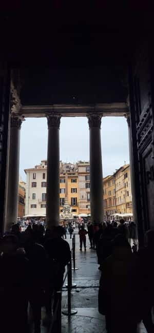 Rome: Pantheon Priority Entry Tickets + Interactive ENG App - An Entrance to Rome’s Heart: The Importance of Priority Entry