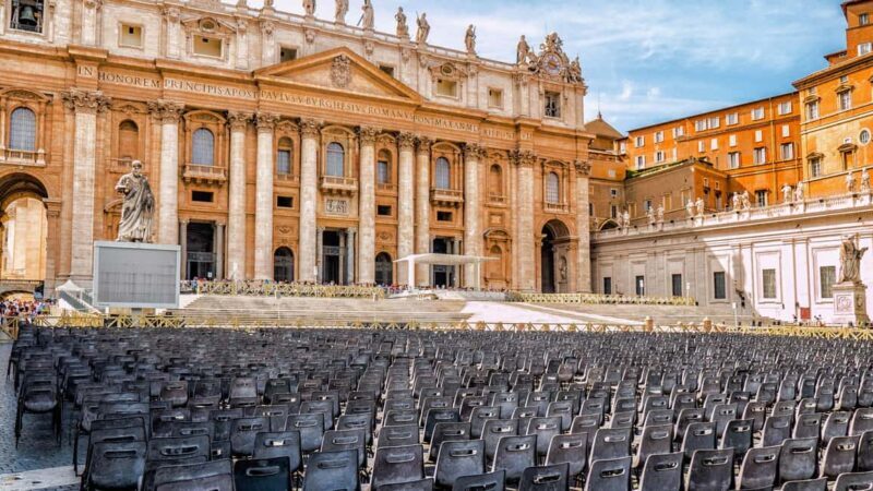 Rome: Papal Audience with Host and Pick up - The Experience and Its Limitations
