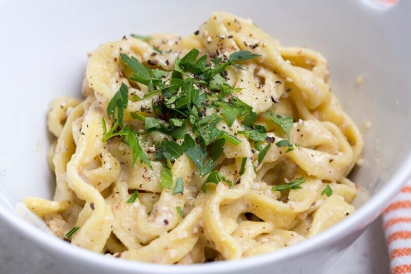 Rome: Pasta and Gelato Cooking Class With Local Chef - Key Points