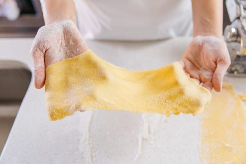 Rome: Pasta and Gelato Cooking Class With Local Chef - Why This Class Stands Out