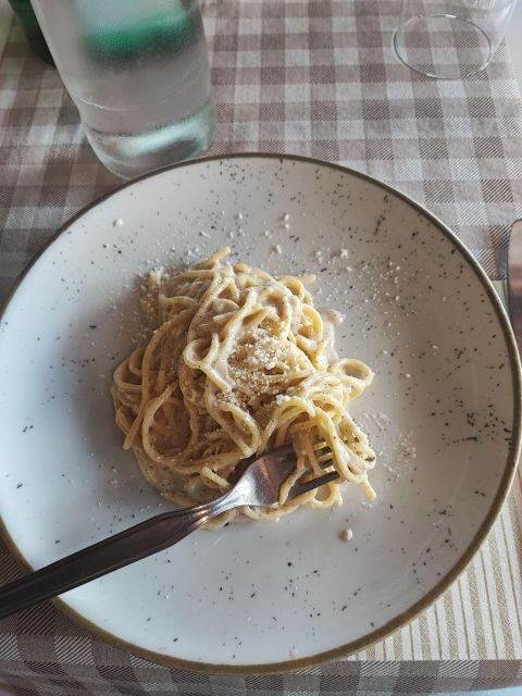 Rome: Pasta, Pizza & Gelato Tour in TRASTEVERE - Exploring Rome’s Food Scene in Trastevere