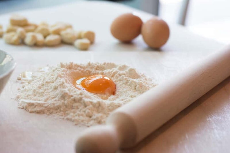 Rome: Pasta, Ravioli, and Tiramisu Cooking Class with Wine - What to Expect from the Experience
