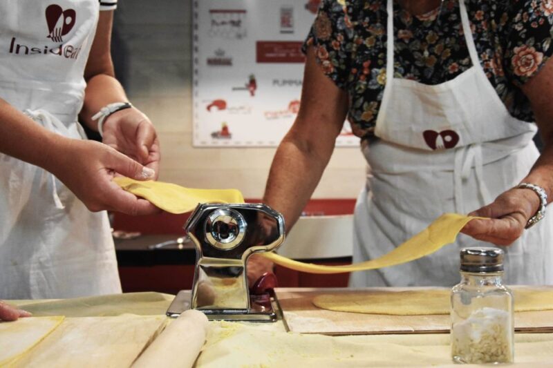 Rome: Pasta, Ravioli, and Tiramisu Cooking Class with Wine - Who Is This Experience Best For?