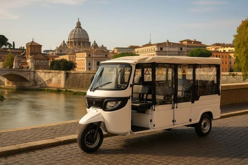 Rome: Photography service with Electric tuk tuk - Exploring Rome in a Fun New Way