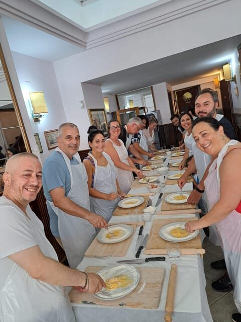 Rome: Pizza Pro, a Hands-On Cooking Class Castel Sant Angelo - A Deeper Look at the Experience