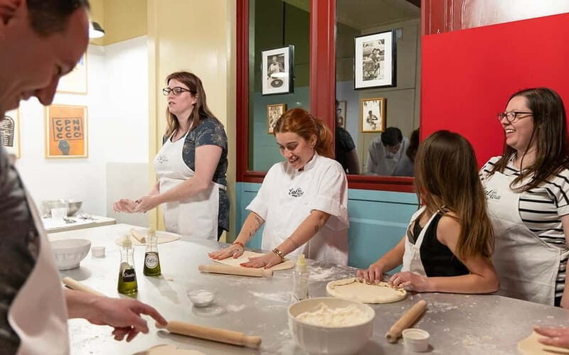 Rome: Pizza & Tiramisu Making Class with Wine & Limoncello - FAQs
