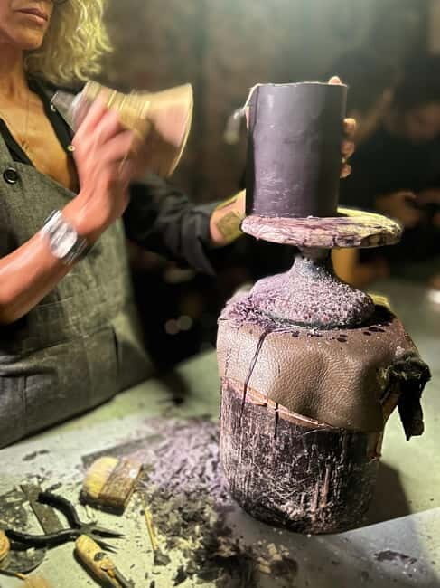Rome private activity: create your own candle! - Discover the Charm of Candle-Making in Rome