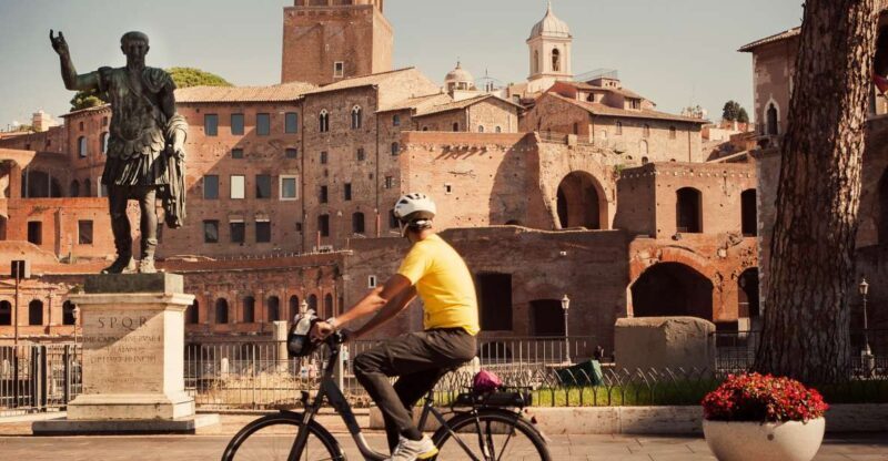 Rome: Private Half-Day Bike Tour with E-bike - Key Points
