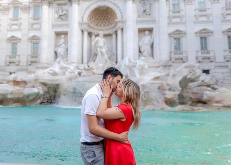 Rome: Private Photoshoot at the Trevi Fountain - Who Would Love This?