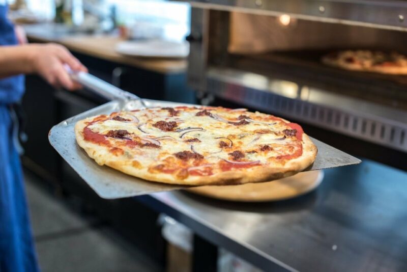 Rome: Private Tour for Kids w/ Gelato & Pizza by Night - Key Points
