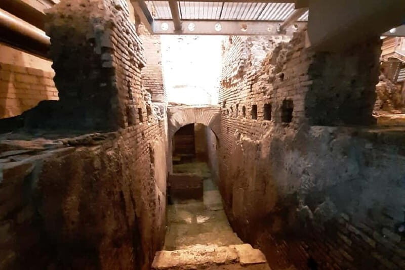 Rome: Private tour of Underground Rome - An In-Depth Look at the Underground Rome Experience