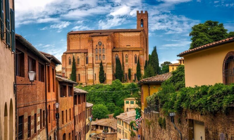 Rome: Private Tour to San Gimignano, Siena & Winery Visit - An In-Depth Look at This Day Trip
