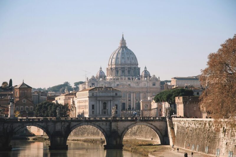 Rome: Private Walking Tour with Professional Guide - Key Points