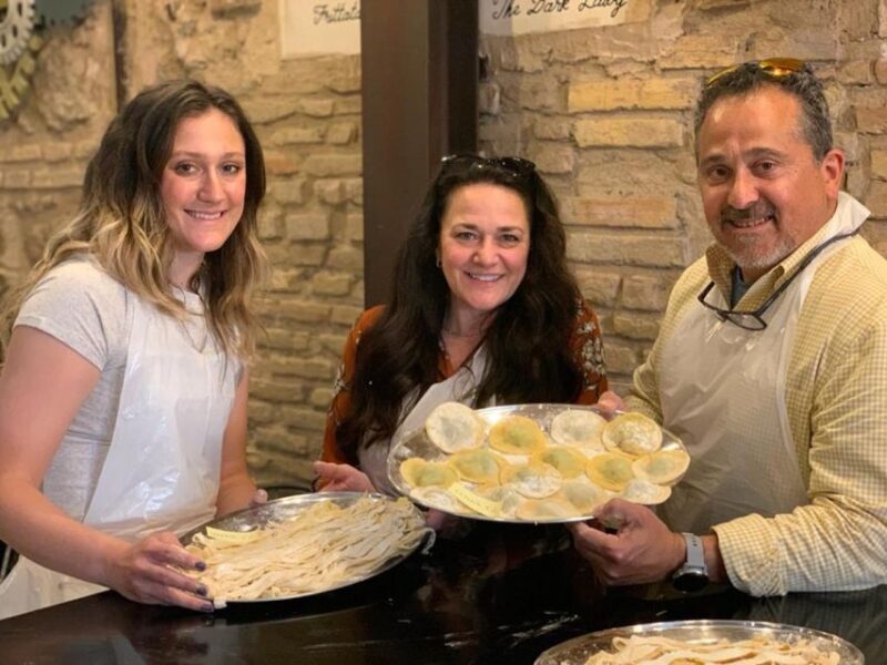 Rome: Roman Master Chef Cooking Class with Wine - Setting the Scene: Inside a Roman Restaurant