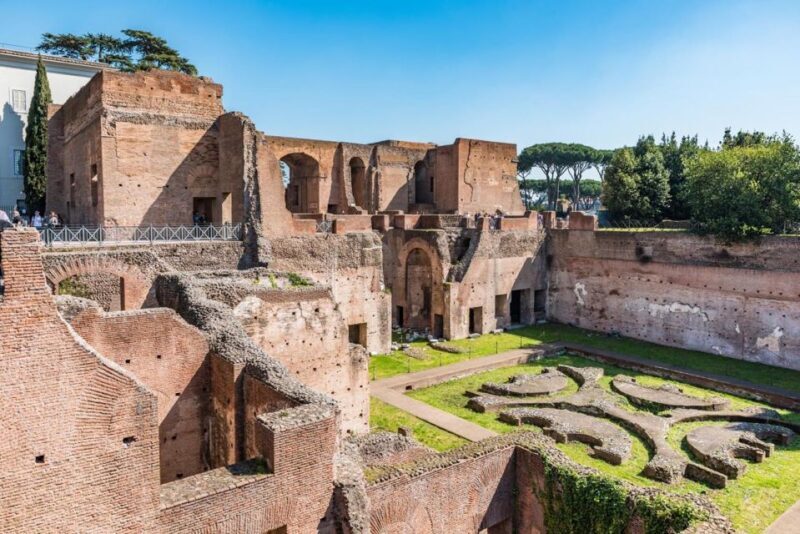 Rome: Roman Piazzas with Colosseum and Roman Forum Tour - FAQs