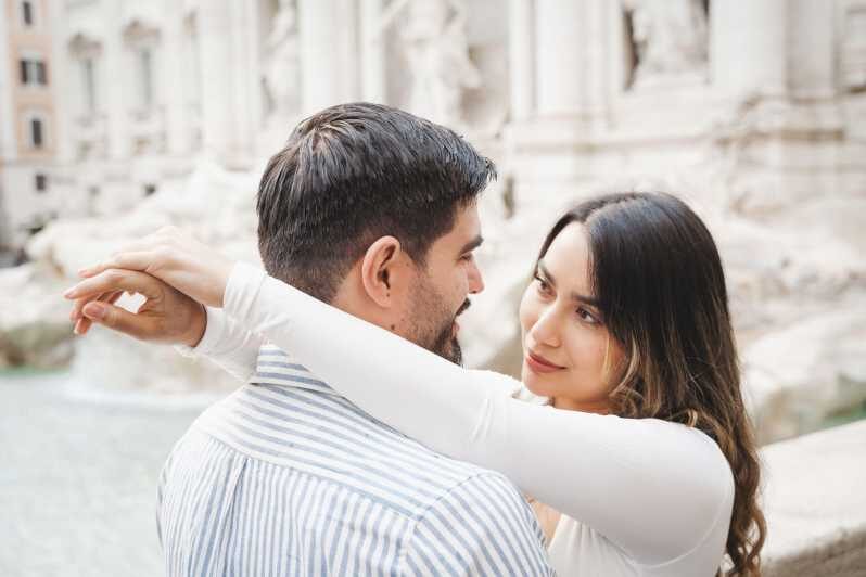 Rome: Romantic Couple Photoshoot at Trevi Fontain - An Introduction to the Experience