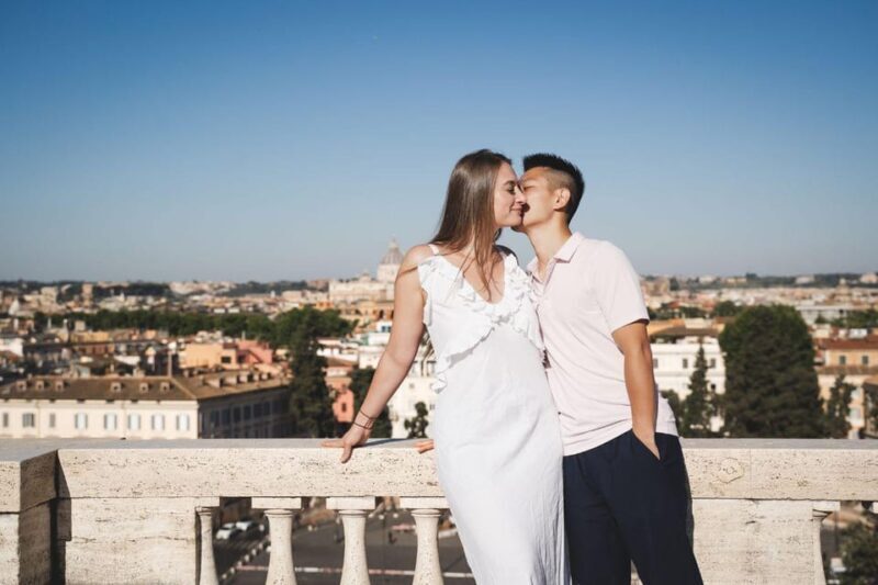 Rome: Romantic Couple Photoshoot Tour VIP - FAQs