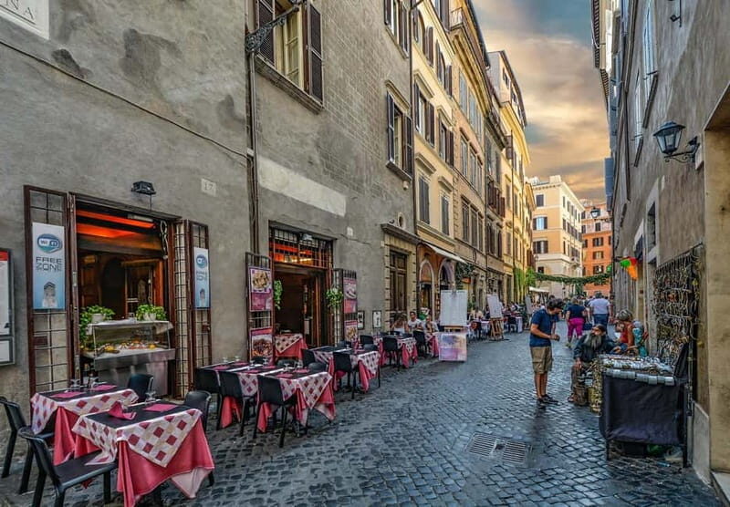 Rome Ruins & Romance - Private Walking Tour With Local Guide - Piazza Navona: Fountains and Artistic Flair