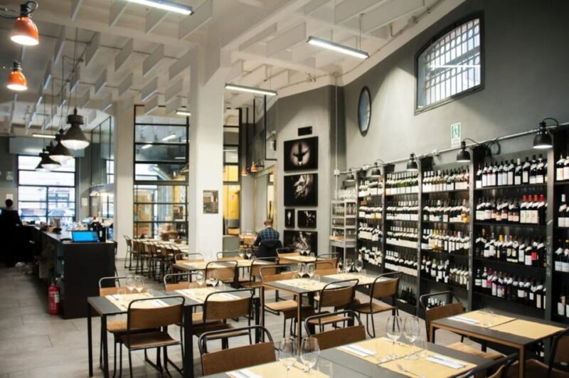 Rome San Pietro: Unique Wine Tasting in historic location - Discovering the Historic Location