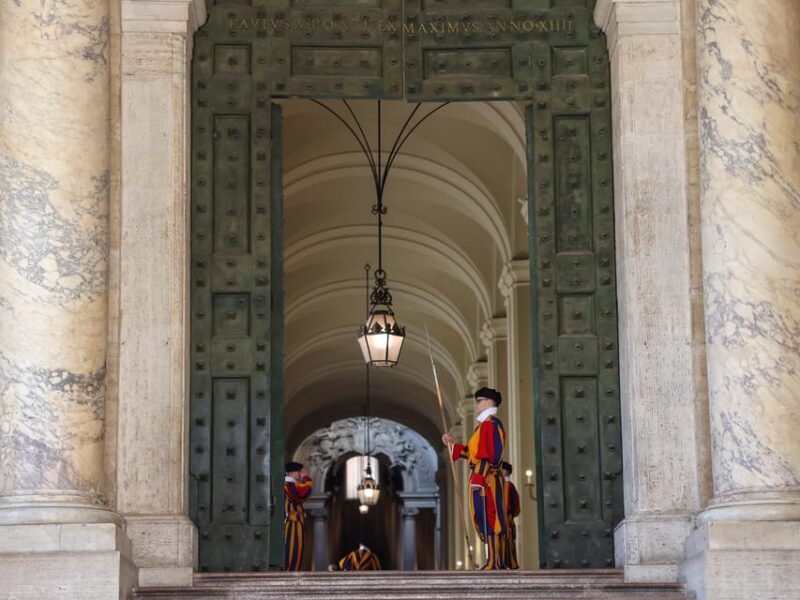 Rome: St. Peter's Basilica, La Pietà, and Papal Tombs Tour - Key Points