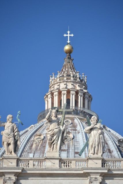 Rome: St. Peter's Basilica, papal tombs tour also with Dome - Key Points