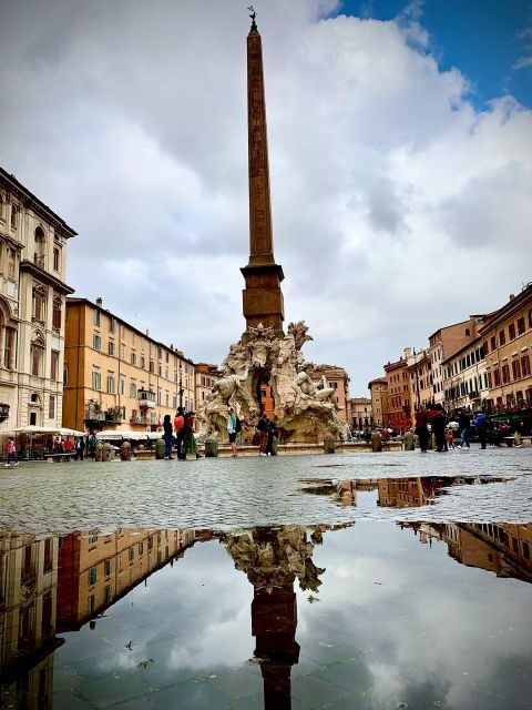 Rome: The eternal city, walking tour fountains and square - Starting Point: Piazza Barberini
