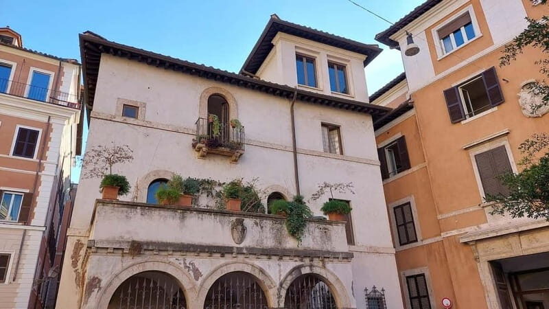 Rome: The Women Who Shaped Rome - Small Group Walking Tour - The Experience: What Makes It Special