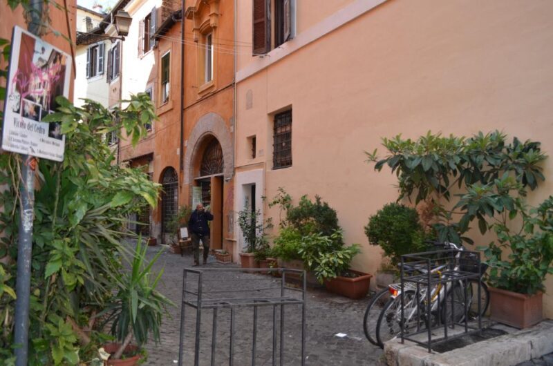 Rome: Trastevere and Jewish Ghetto Street Food Walking Tour - Who Should Book This Tour?