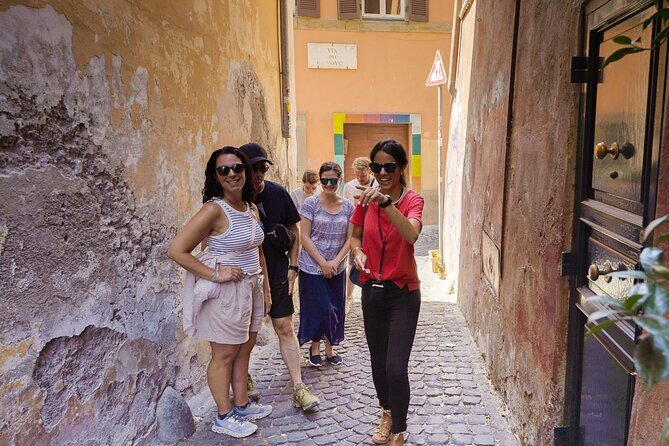 Rome: Trastevere with Underground Crypt & Jewish Ghetto tour - A Walk Through Rome’s Hidden Corners