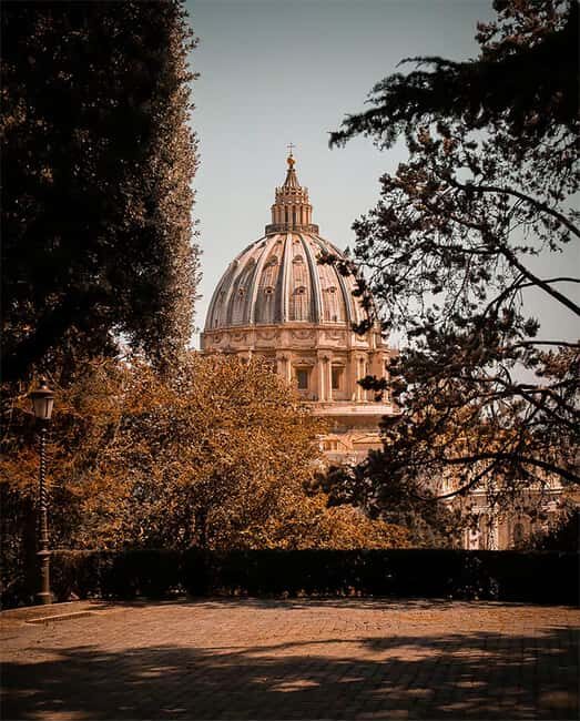 Rome: Vatican Museums & Sistine Chapel Evening Guided Tour - A Close Look at the Experience