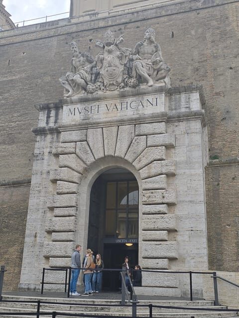 Rome: Vatican Museums & Sistine Chapel Highlights Tour - Practical Aspects: What to Expect