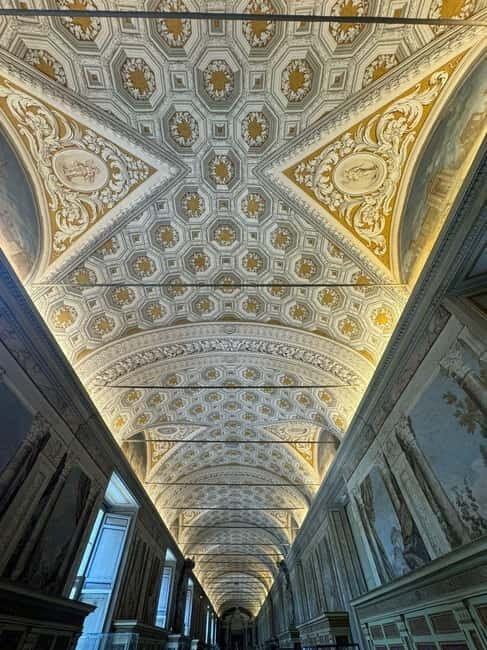 Rome: Vatican Museums & Sistine Chaple Private Tour - Key Points